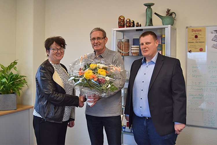 Kinder- und Jugendfeuerwehr bedankt sich bei ALEXMENÜ für Unterstützung ...